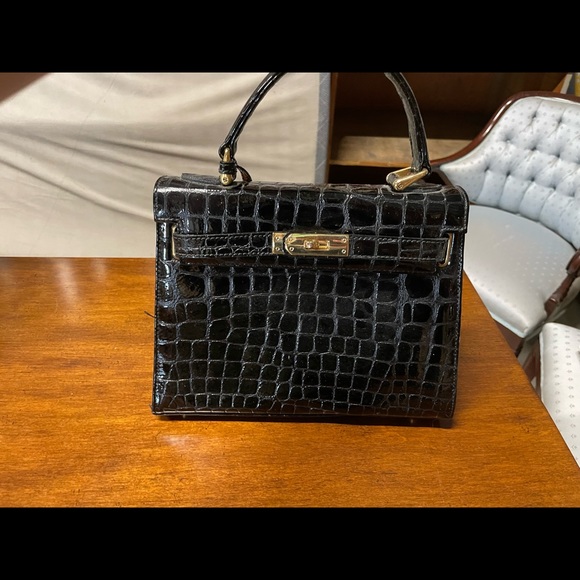 Carbotti | Bags | Carbotti Black Handbag Lightly Used | Poshmark
